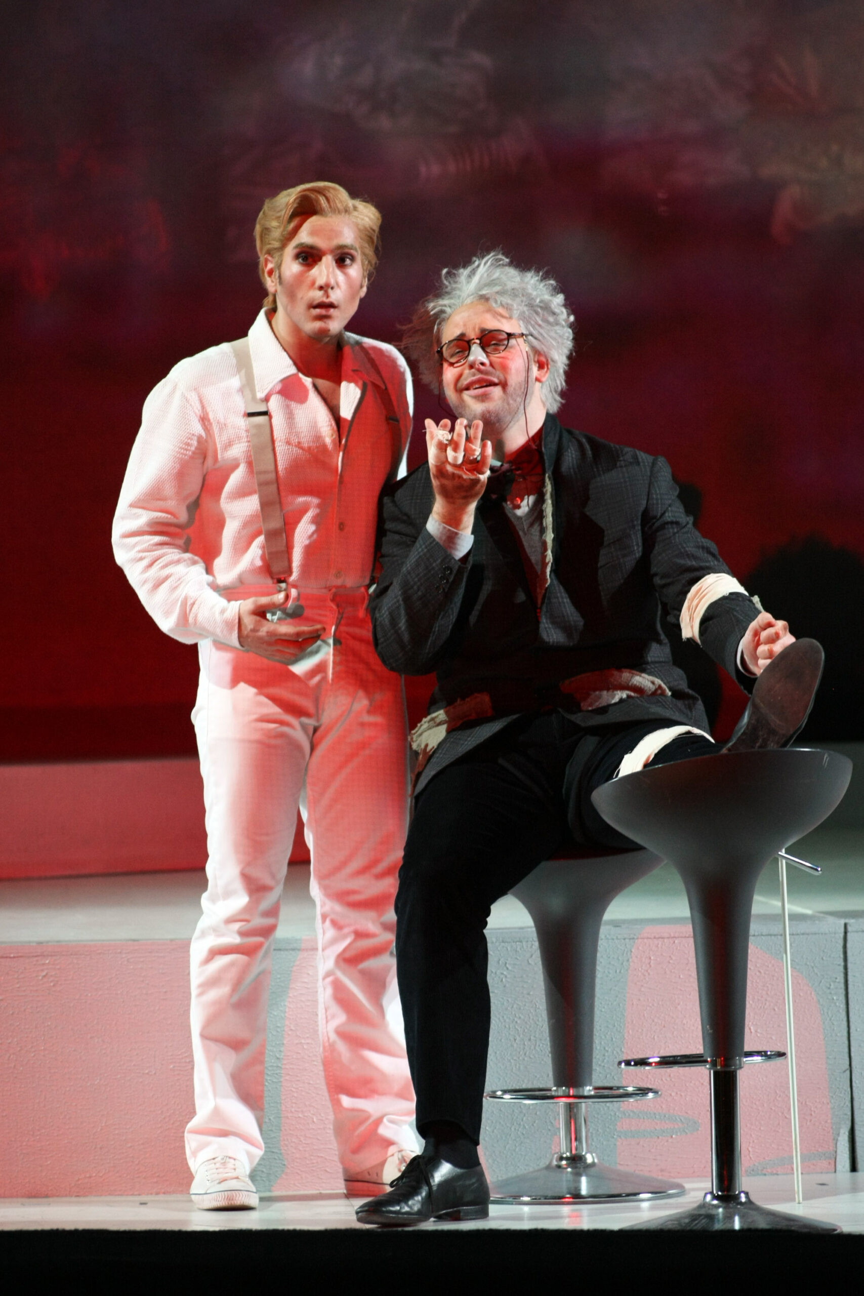 On stage – Derek Welton